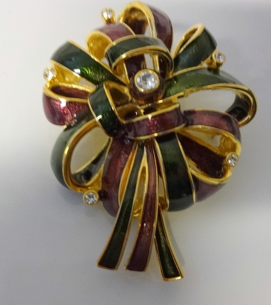 Vintage Retired Joan Rivers Signed Enamel Rhinestone Christmas Bow Pin ...