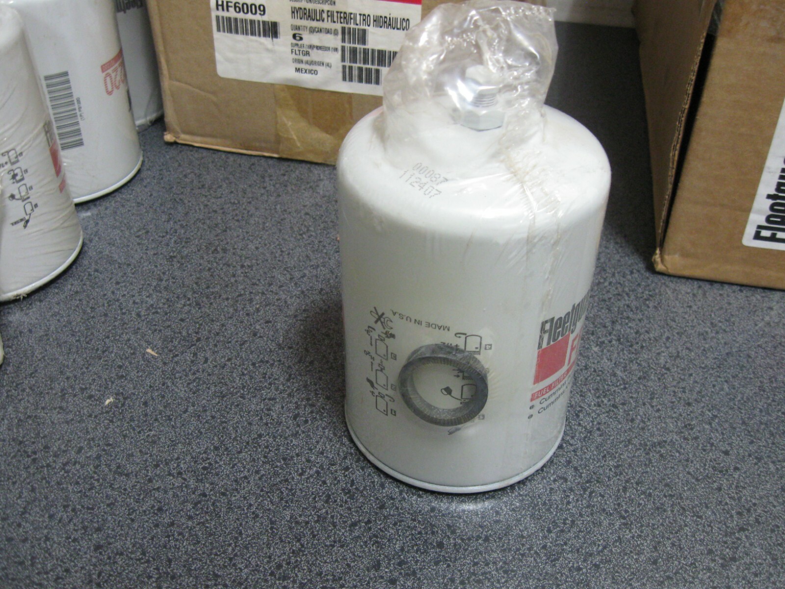 FLEETGUARD FF105D - Fuel filter cross reference