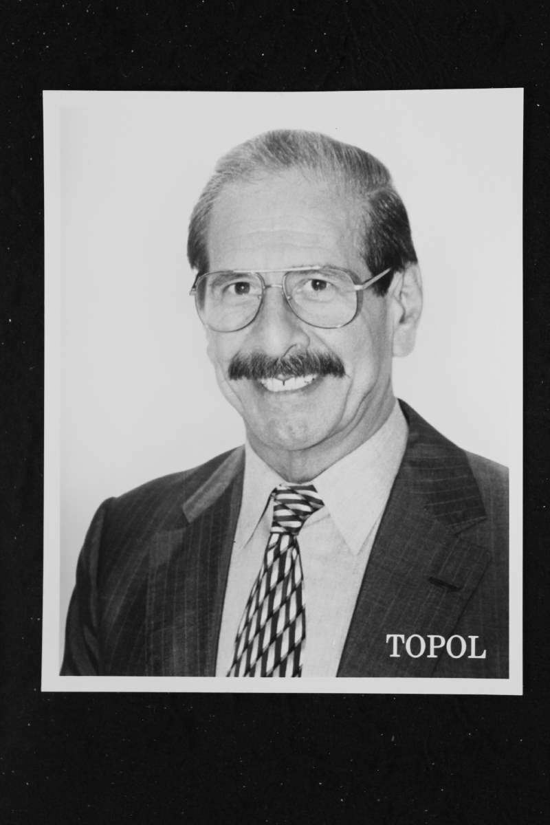 Chaim Topol - Signed Autograph and Headshot Photo set - Fiddler on the ...