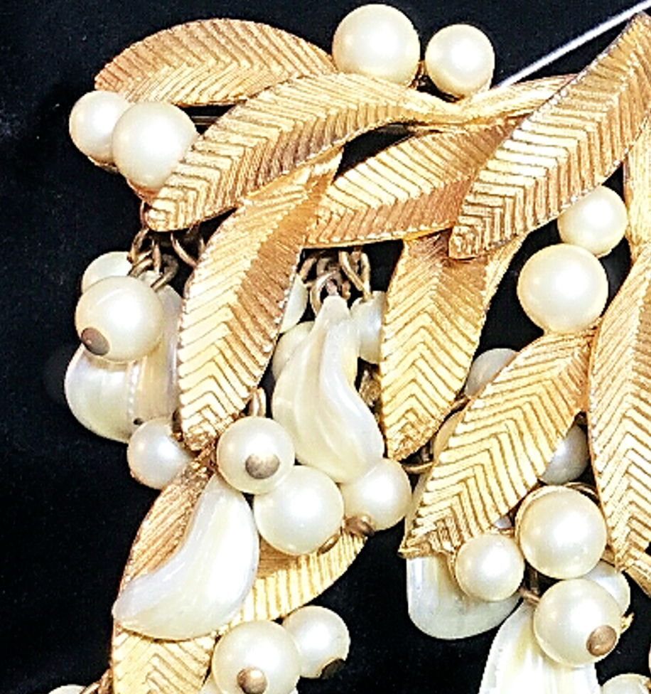 Vintage VENDOME Costume Jewelry Gold Pearl Rhinestone Brooch Pin | eBay