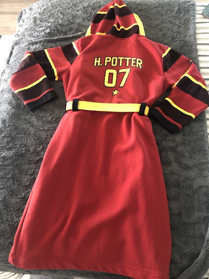 Harry Potter Hooded Bath Robe unisex Small/Med Gryffindor Crest Emblem ...