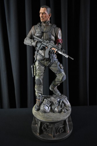 Sideshow Collectibles Terminator Salvation John Connor Premium Format 1 ...