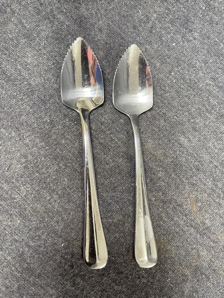 Set of 2 Grapefruit Spoons Stainless Steel Serrated Edge Cooks Club ...
