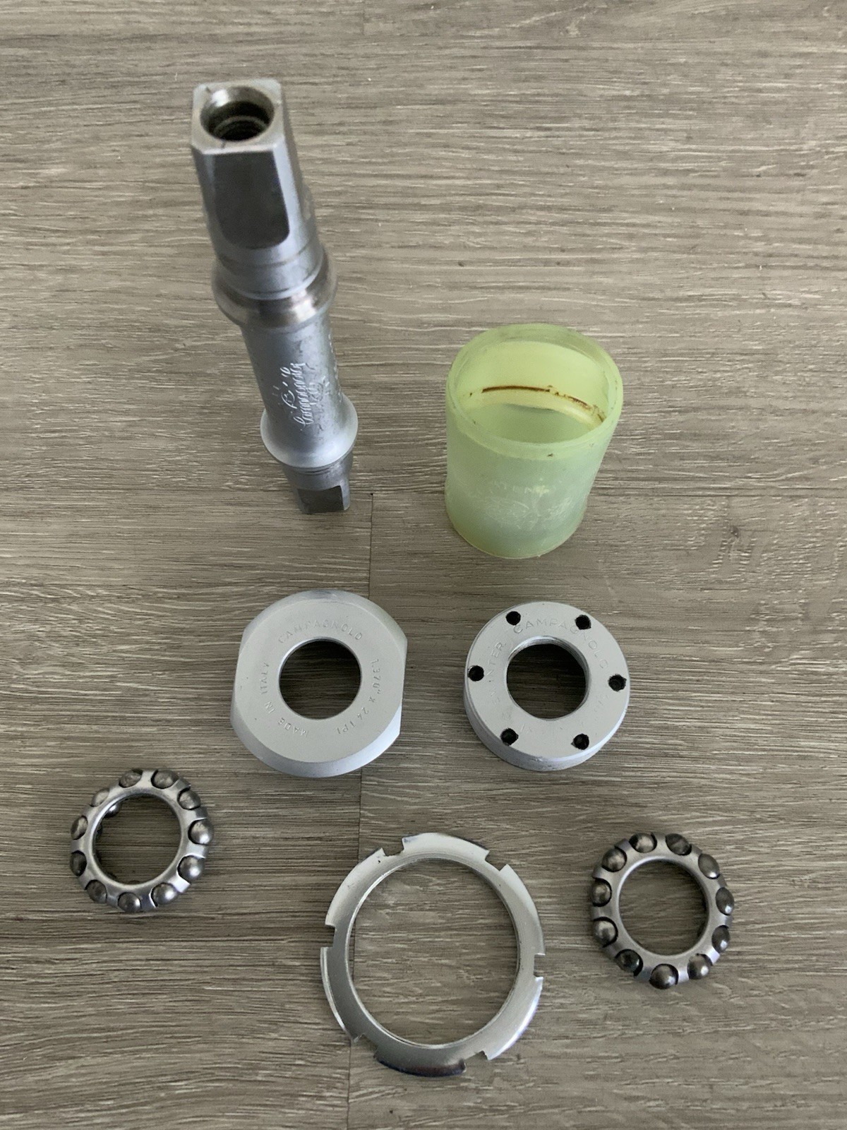 CAMPAGNOLO RECORD BOTTOM BRACKET 68–112 MM BRITISH THREADED | eBay