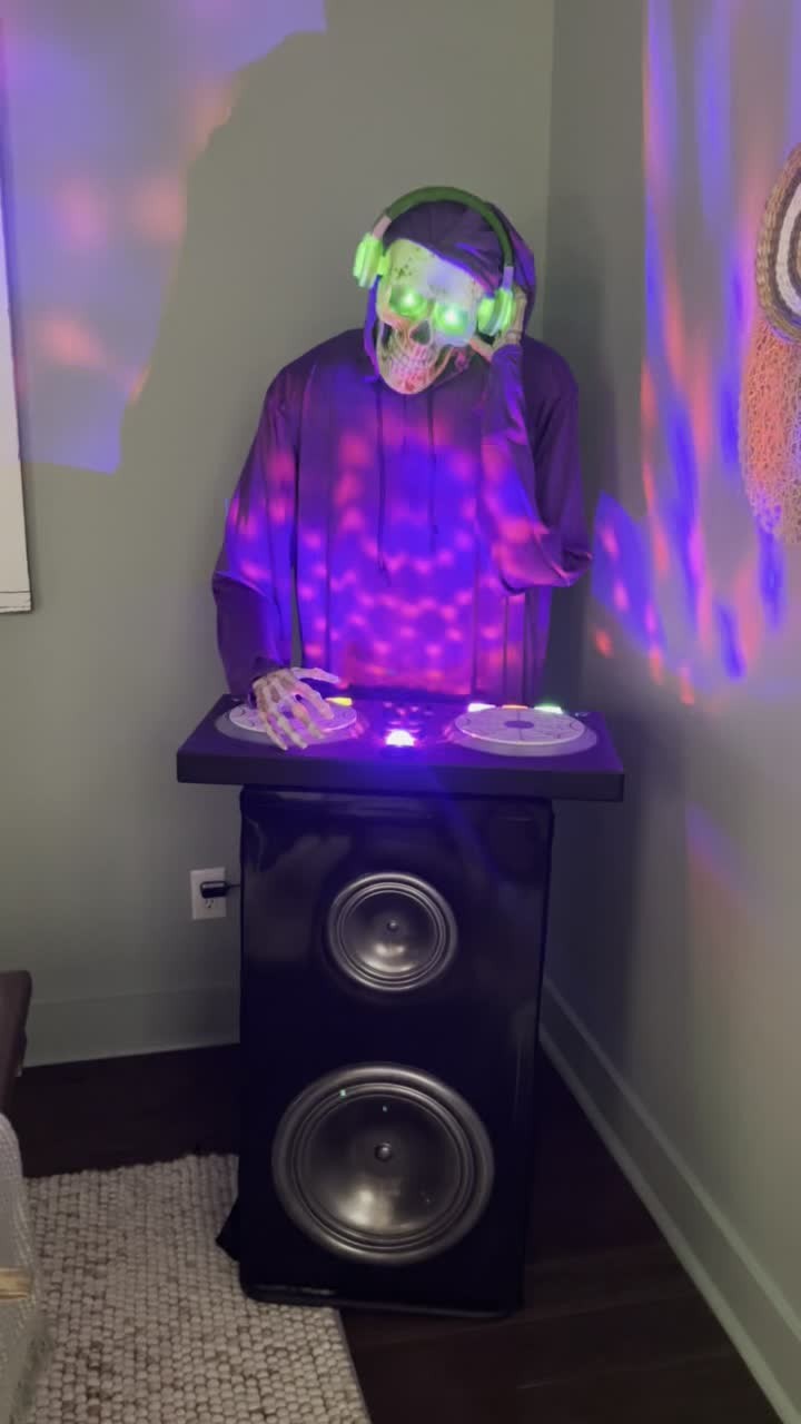Bluetooth DJ Webbs Skeleton Animatronic, 5-7-Ft, Motion Activated ...