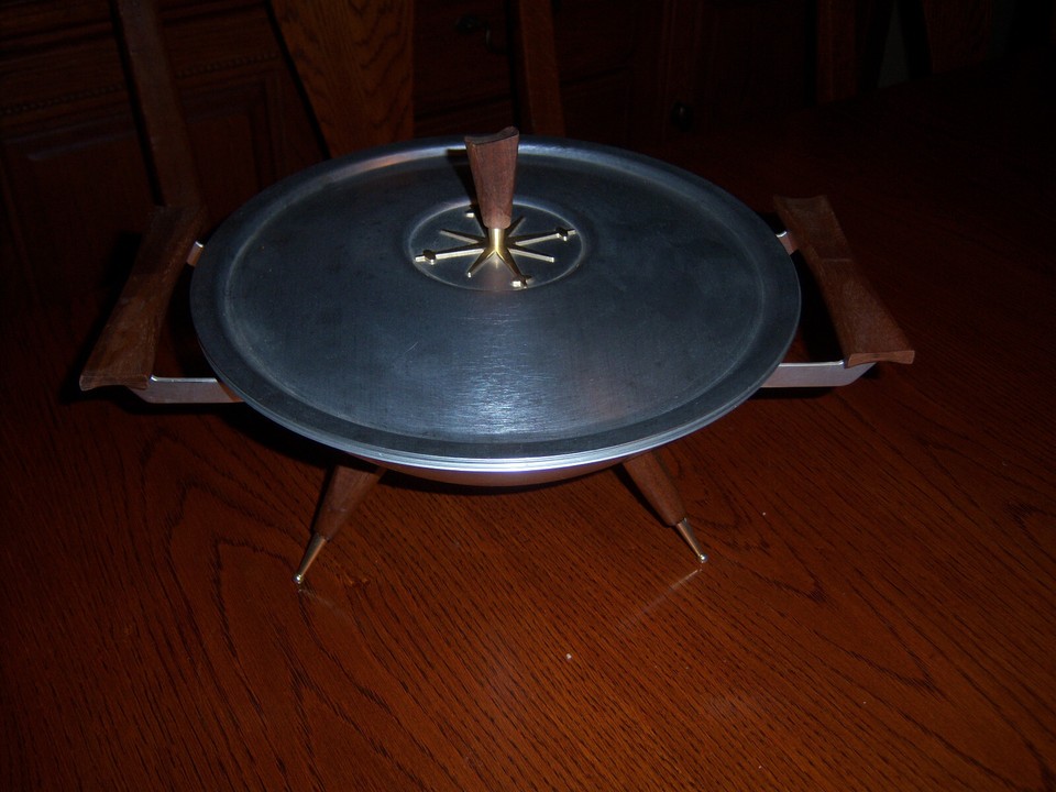 VTG MCM ATOMIC STARBURST Mirro Medallion Aluminum Space Age SERVING ...