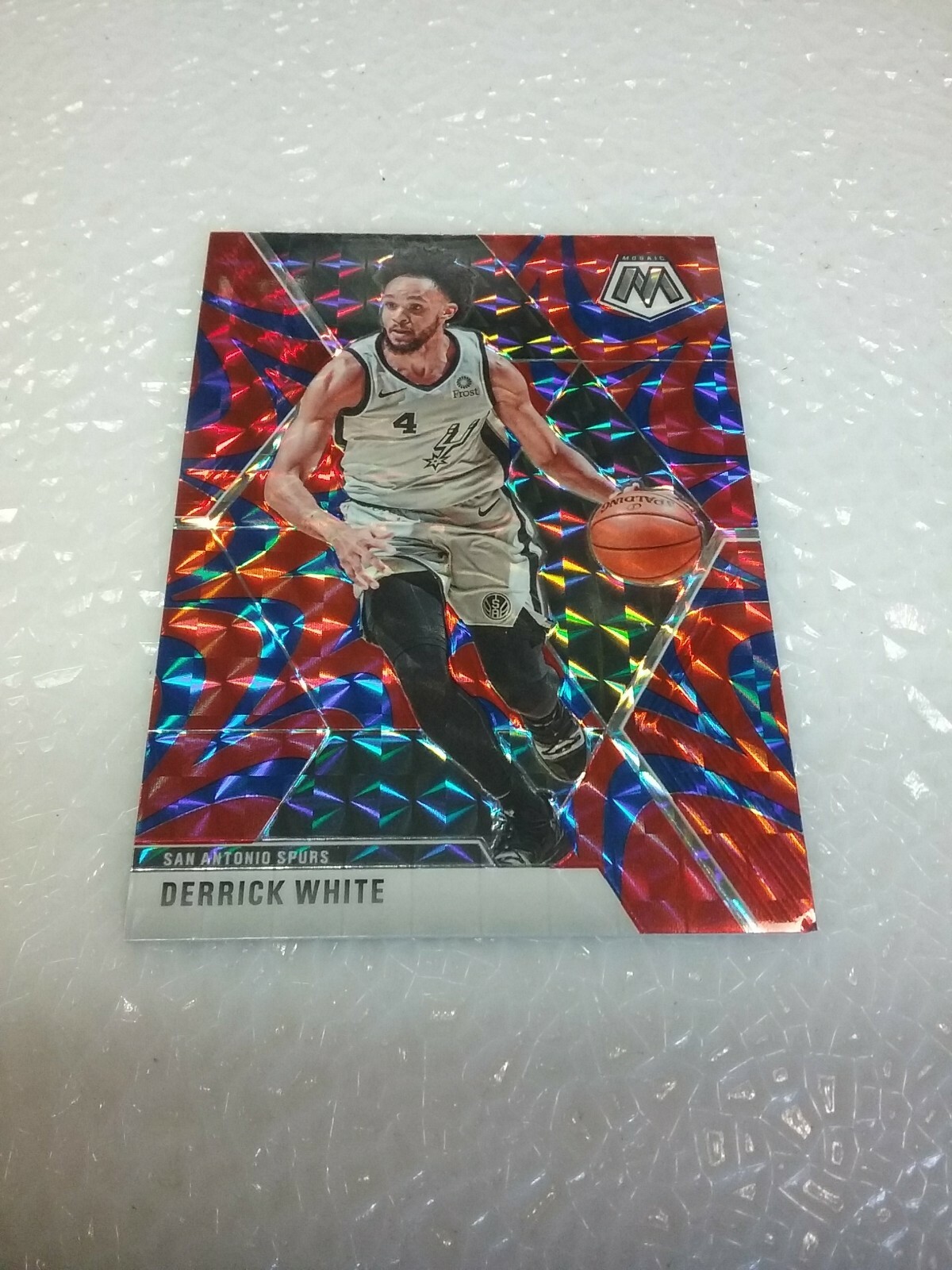 2019-20 Panini Mosaic - Red Prizm #16 Derrick White for sale online | eBay