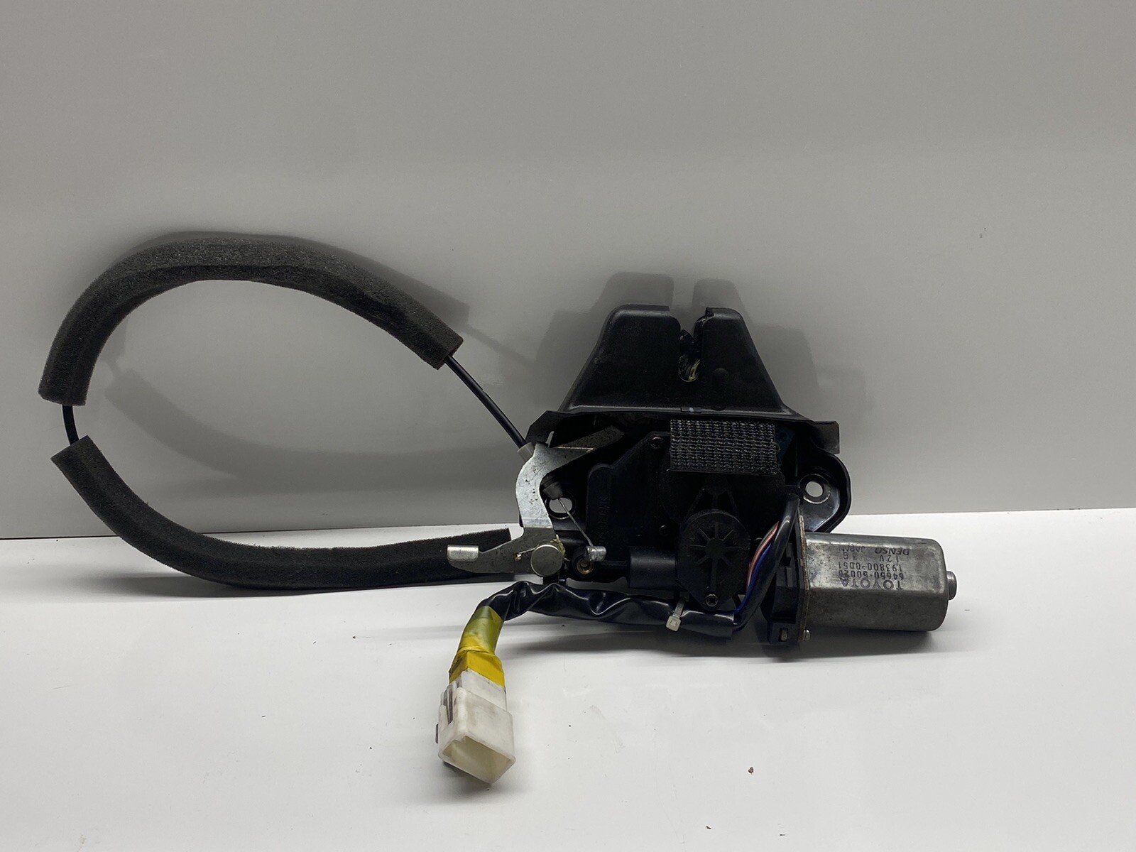 OEM 01-06 Lexus LS430 GS300 GS350 GS430 GS450h Rear Trunk Lock Latch ...