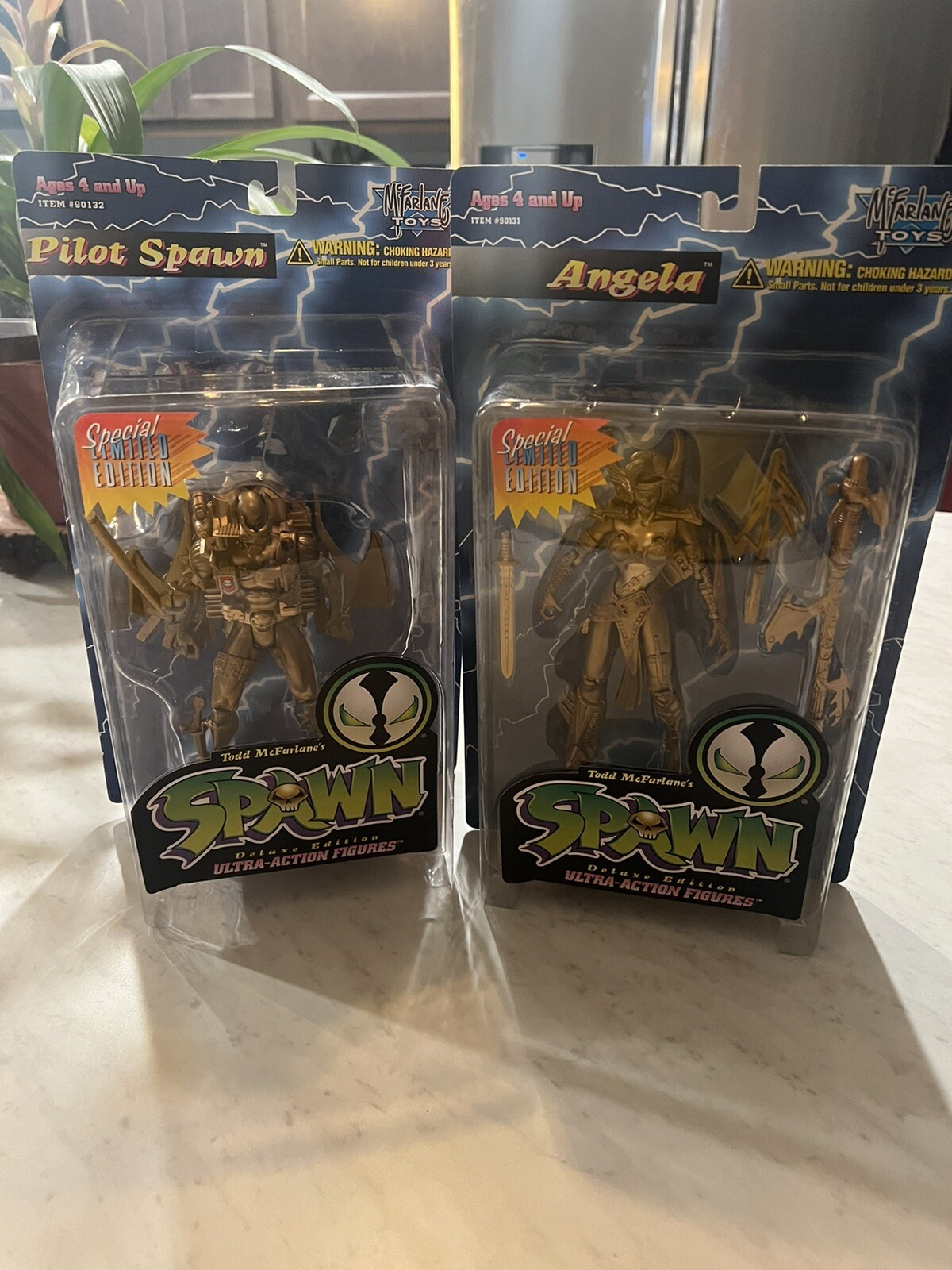 Spawn series 2 KB Toys Gold Lot Of 2 Angela Pilot Spawn Mcfarlane Toys | eBay