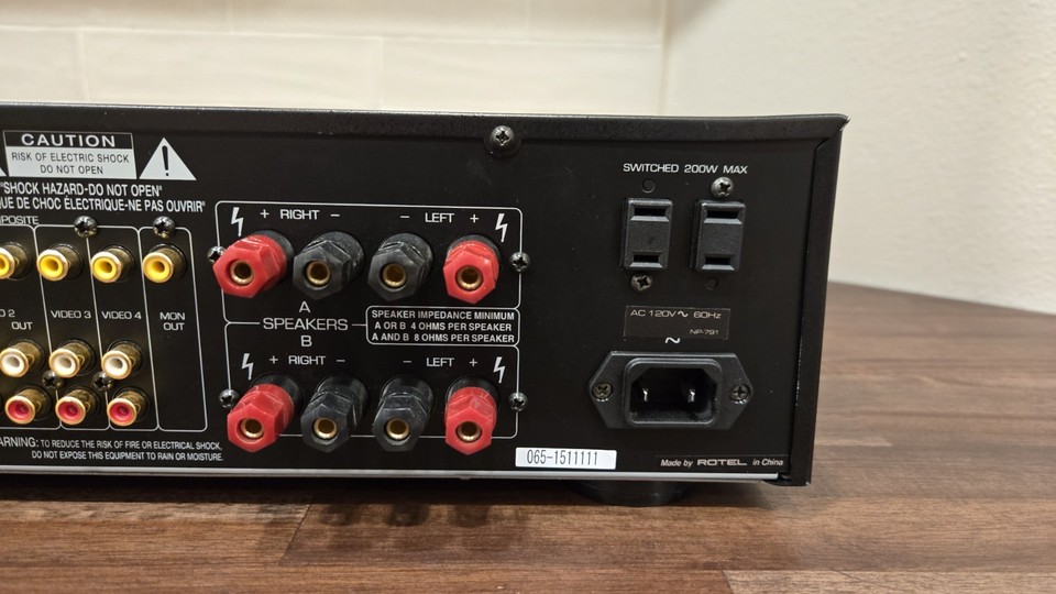 ROTEL RX-1050 STEREO RECEIVER - 100 WPC - CLEANED - TESTED, Minor Ding ...