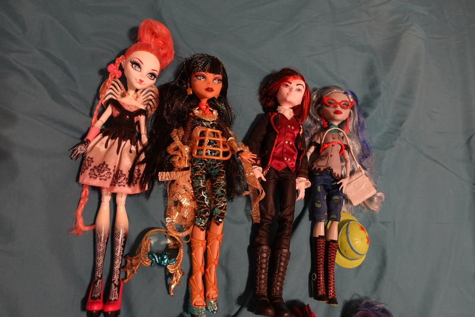 ORIGINAL Monster high Bundle Ghouila, Operetta, Sirena, Cupid, Cleo ...