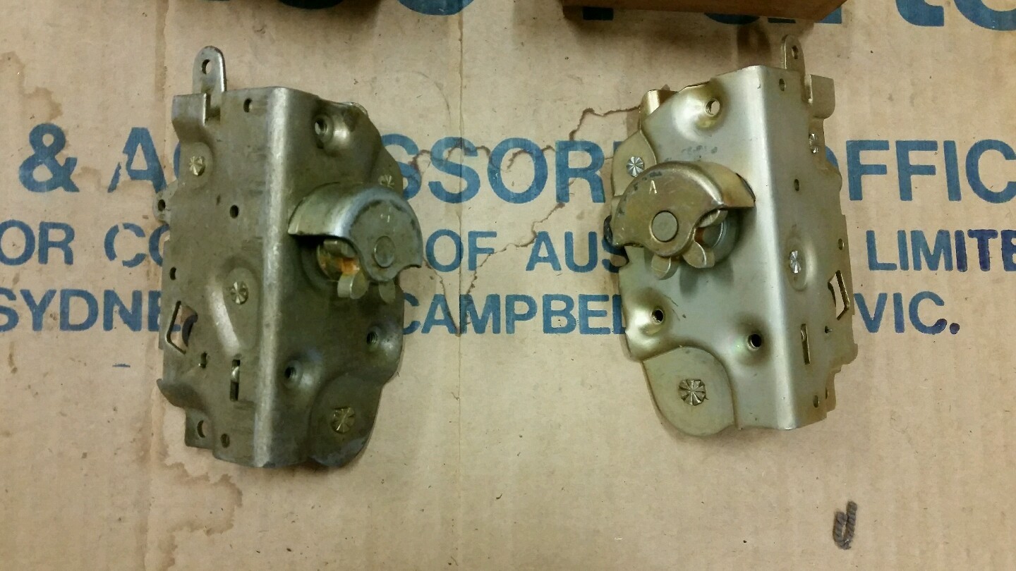 NOS GENUINE FORD REAR DOOR LOCKS RH & LH 57 58 FAIRLANE STARLINER ...