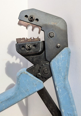 AMP Pro Crimper Frame w/75-Ohm BNC Crimp Die Sizes .044/.240/.265; 2 ...