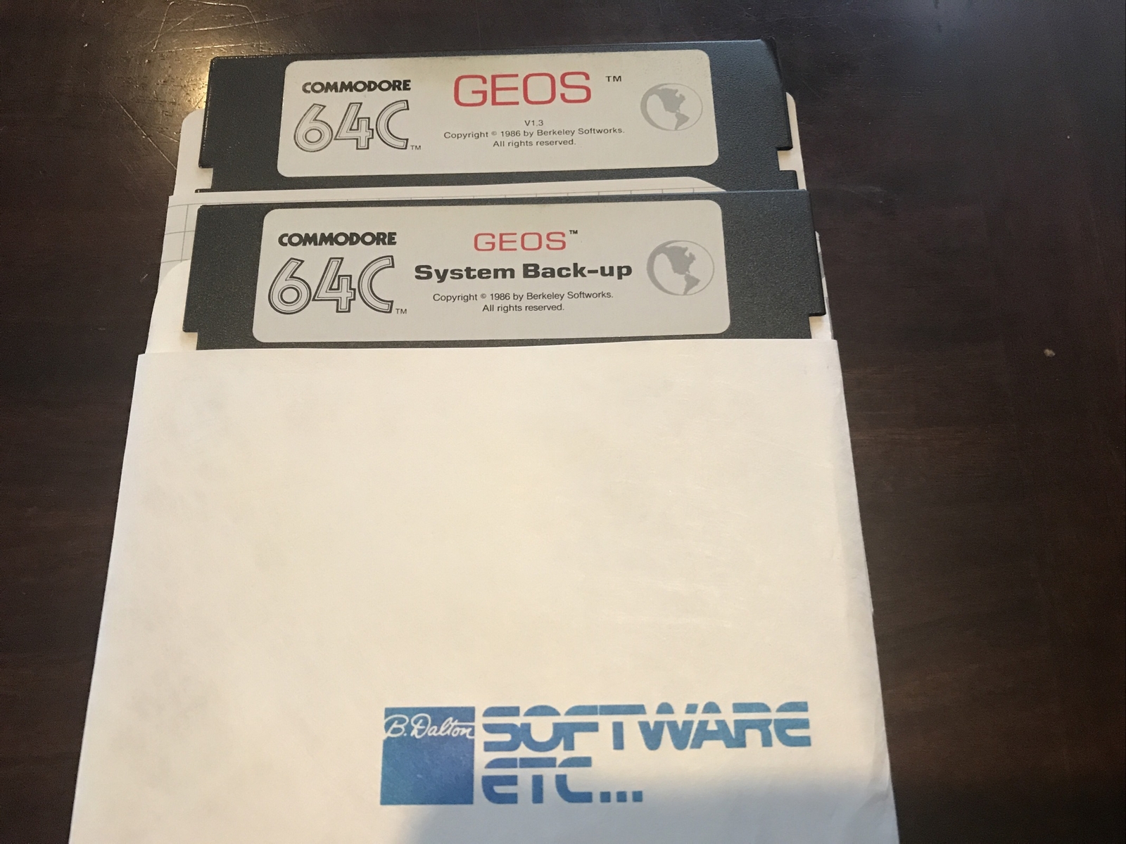 GEOS for Commodore 64 System Back-up Commodore 64 - 5.25 Media Lot Of 2 ...
