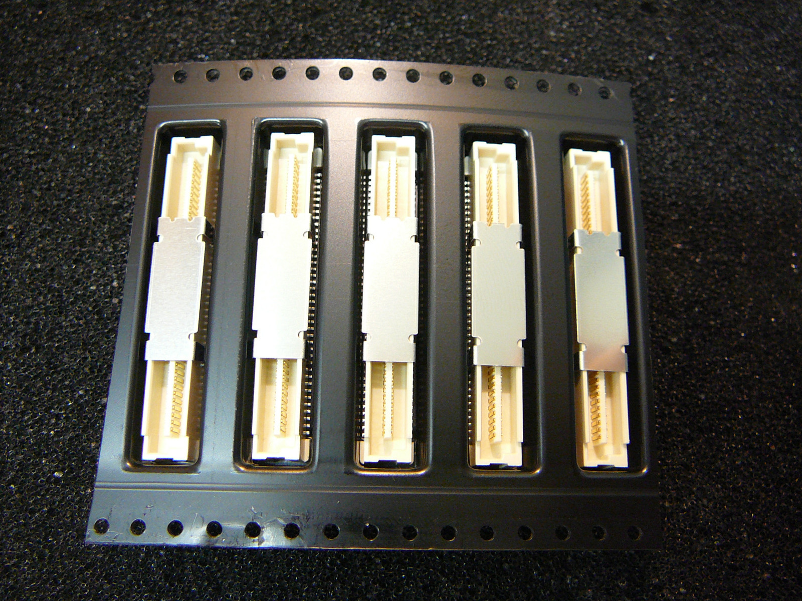 BERG Connector Header 80-Pos .8mm Dual SMD GOLD **NEW** Qty.5 | eBay