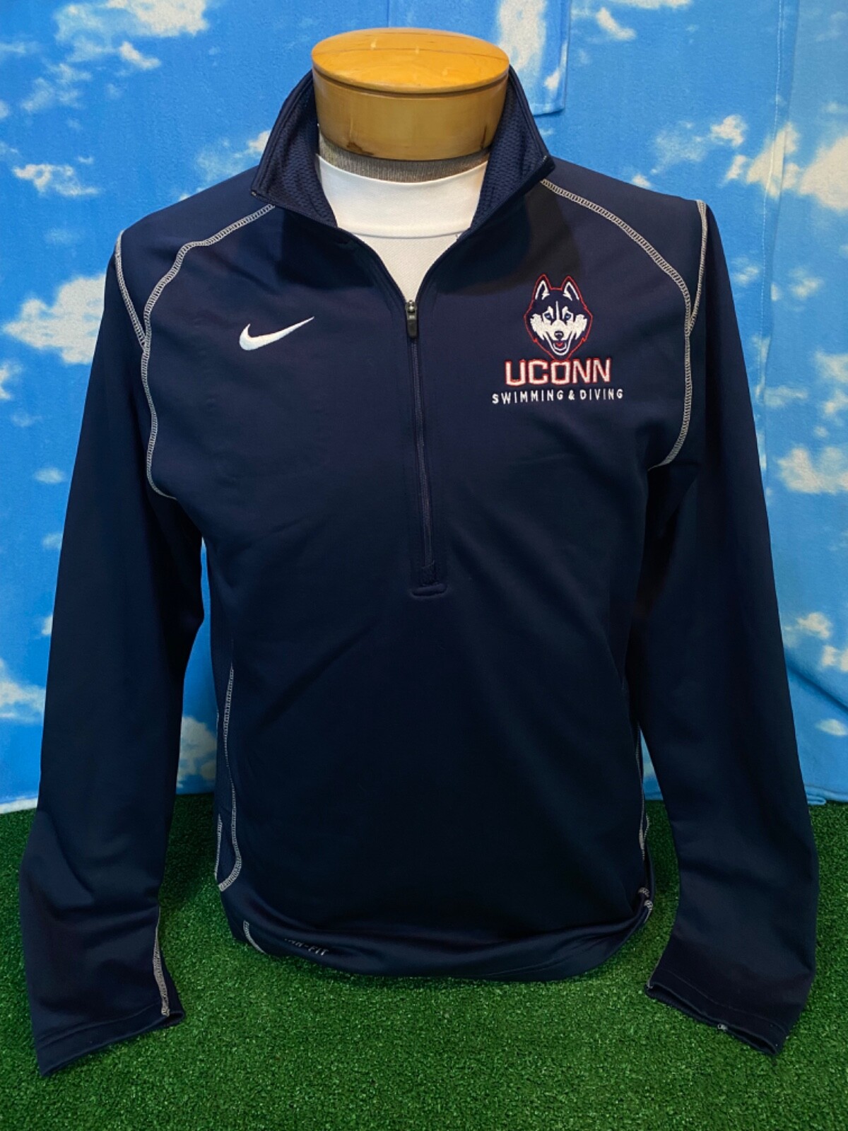 UConn Huskies Sweatshirt Jacket 1/4 zip Nike Swim Connecticut Medium M ...