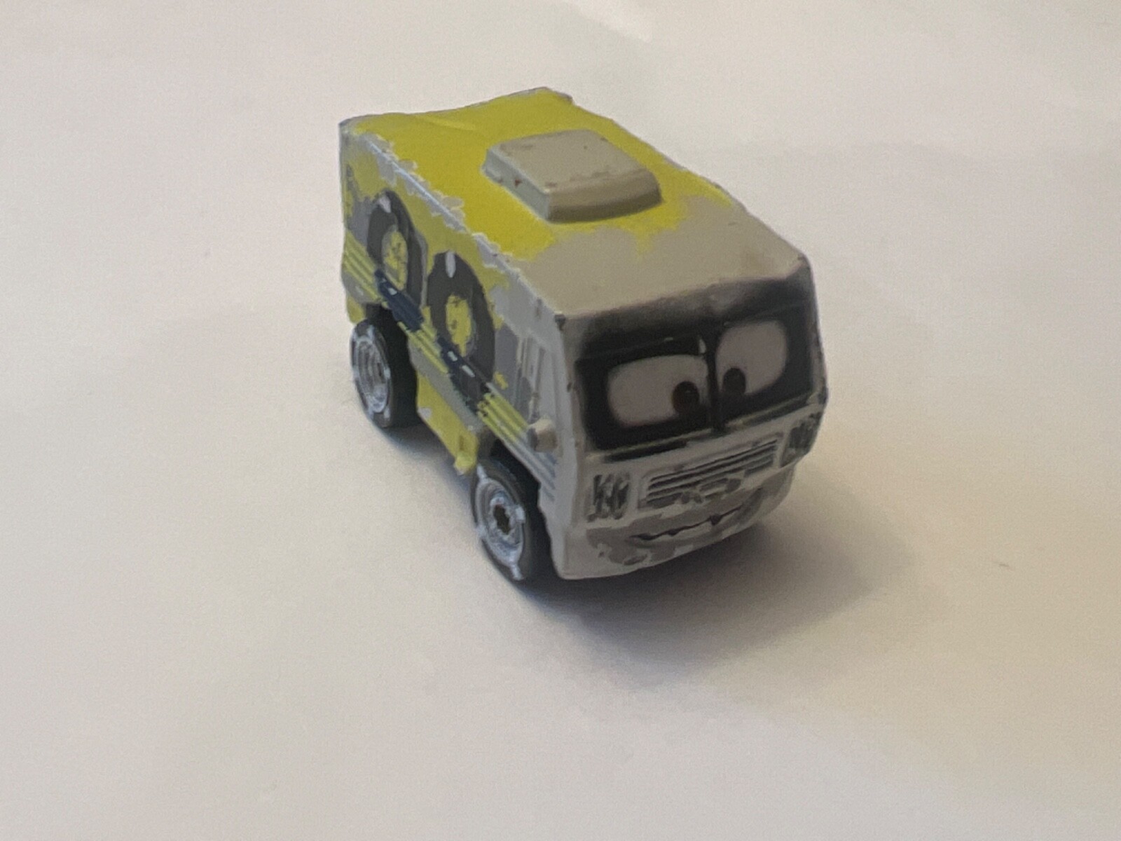 Disney Pixar Cars 3 Crunch & Crash Arvy Mattel 2017 RV Vehicle Toy Demo ...