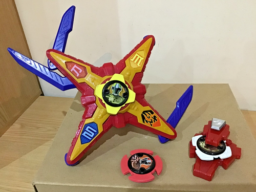 Power Rangers Ninja Steel Dx Red Star Battle Morpher, 3 Ninja Stars ...