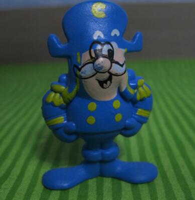 1980s blue Captain crunch figure toy Vintage Blue cereal prize Cap'n ...