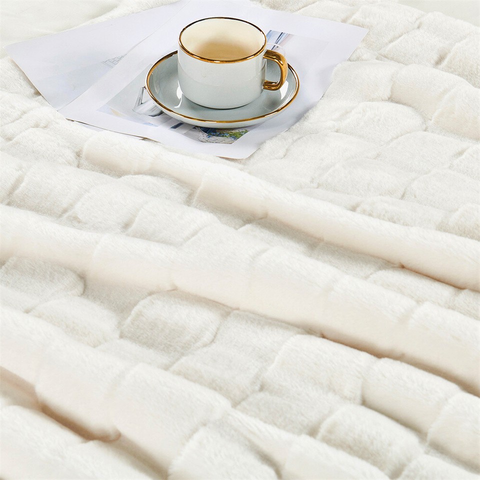 Brick Faux Fur Throw Blanket Luxurious Soft Reversible Micromink ...