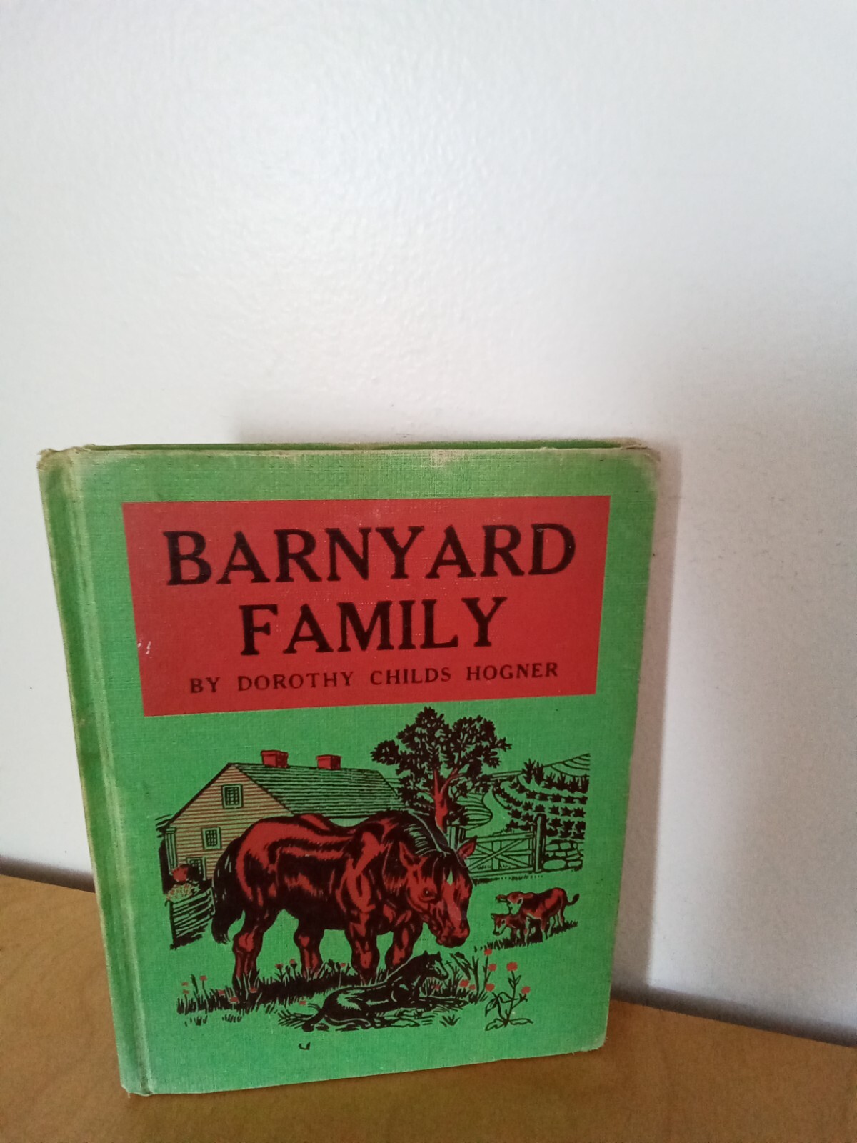 BARNYARD FAMILY-DOROTHY CHILDS HOGNER-NILS HOGNER-HC-1948-E. M. HALE ...