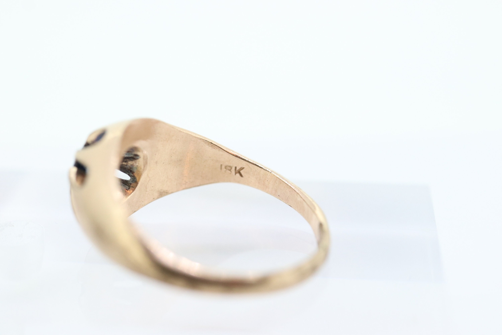 10k Blue Sapphire solitaire belcher setting ring. 10k Victorian Belcher ...