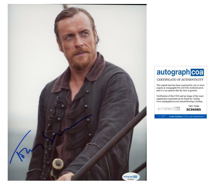 Toby Stephens Y Esposa