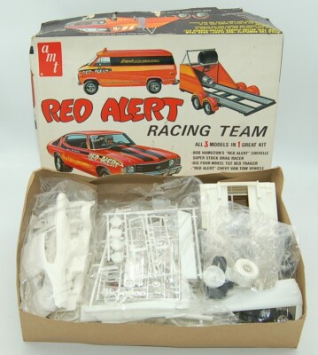 Vintage AMT Bob Hamilton RED ALERT Chevy Chevelle Racing Team 3 in 1 ...