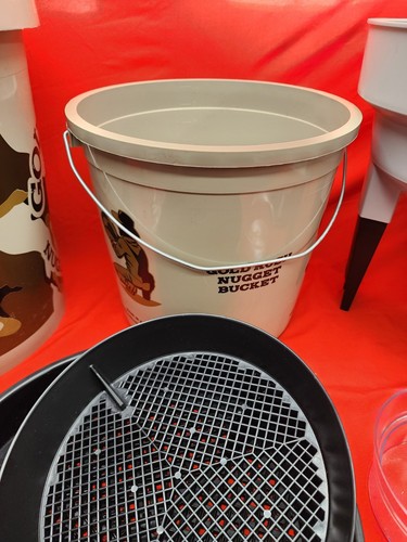 Gold Rush Nugget Bucket - Gold Panning and Prospecting Kit (Camouflage ...
