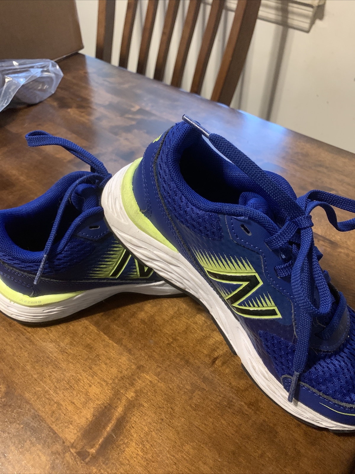 New Balance 68 Degrees Size 2.5. - Gem