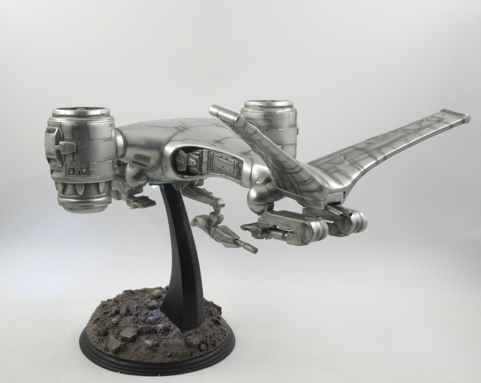 TERMINATOR 2 Aerial Hunter Killer Prop Replica #8336 - Sideshow ...