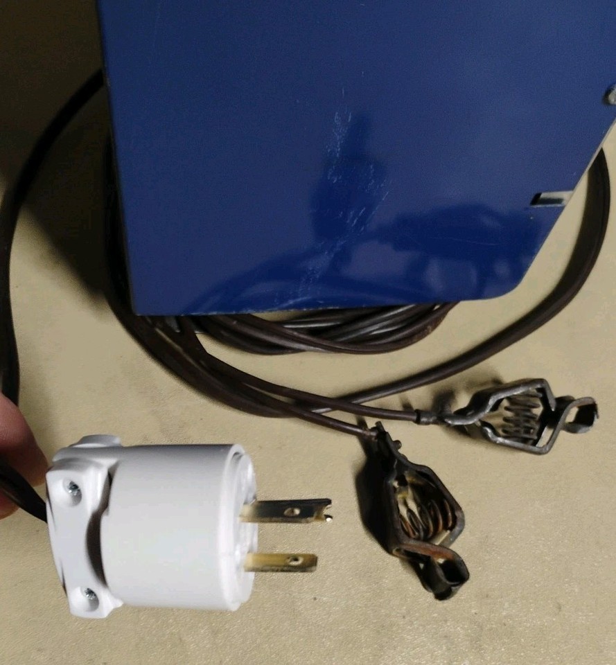 FOX Model 626 Vintage Battery Charger 6/12 Volts | eBay