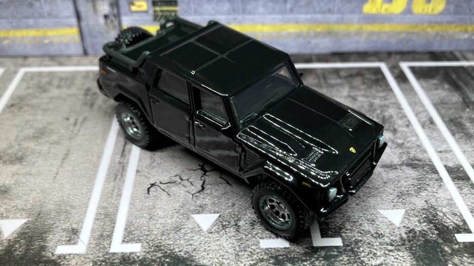 CUSTOM Lamborghini LM002 • Chrome Wheels • 2025 Hot Wheels • Fast ...