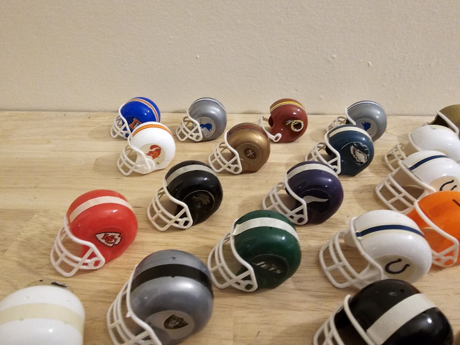 Vintage NFL Mini Helmet Football 1980's Vending Souvenir Lot Of 34 | eBay