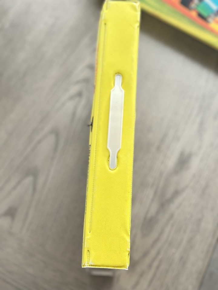 Vintage 1968 Hot Wheels 24 Car Case. Yellow | eBay