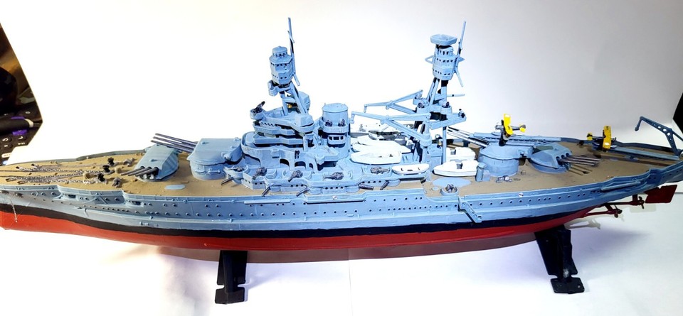 Reveal Model The U.S.S. Arizona Assembled And Painted | eBay