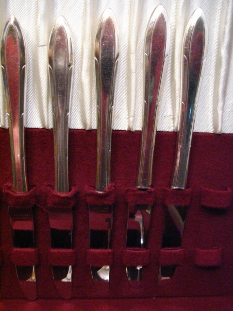 Set Nobility Silver Plate Silverplate Reverie Flatware 36pcs Service 8 ...