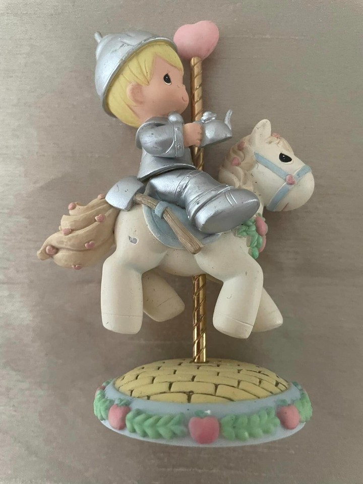 Precious Moments Wizard of Oz Carousel Collection 2004 Tin man, Lion ...