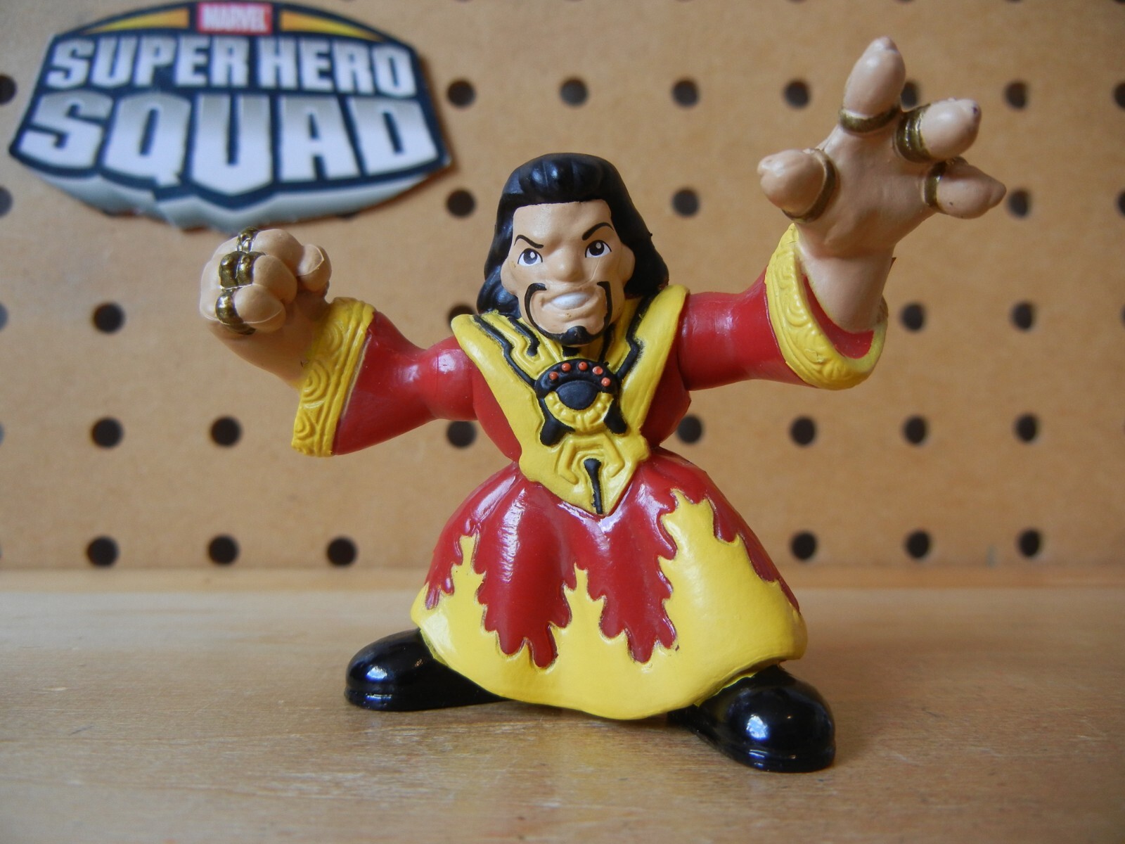 Marvel Super Hero Squad MANDARIN Zhang Tong Red / Yellow from Iron Man ...