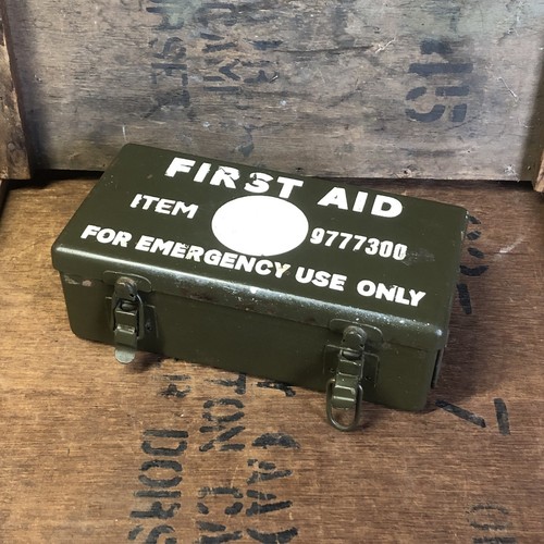 US Army WW2 Jeep First Aid Tin GPW | eBay