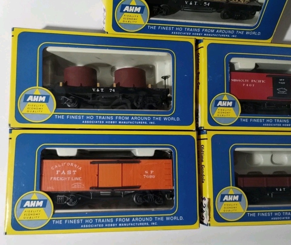 Lot of 5 AHM Rivarossi HO Scale Old Time Flat Car, Tank Car, Box Cars ...