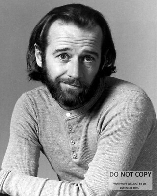 GEORGE CARLIN LEGENDARY STAND-UP COMEDIAN - 8X10 PUBLICITY PHOTO (EP ...