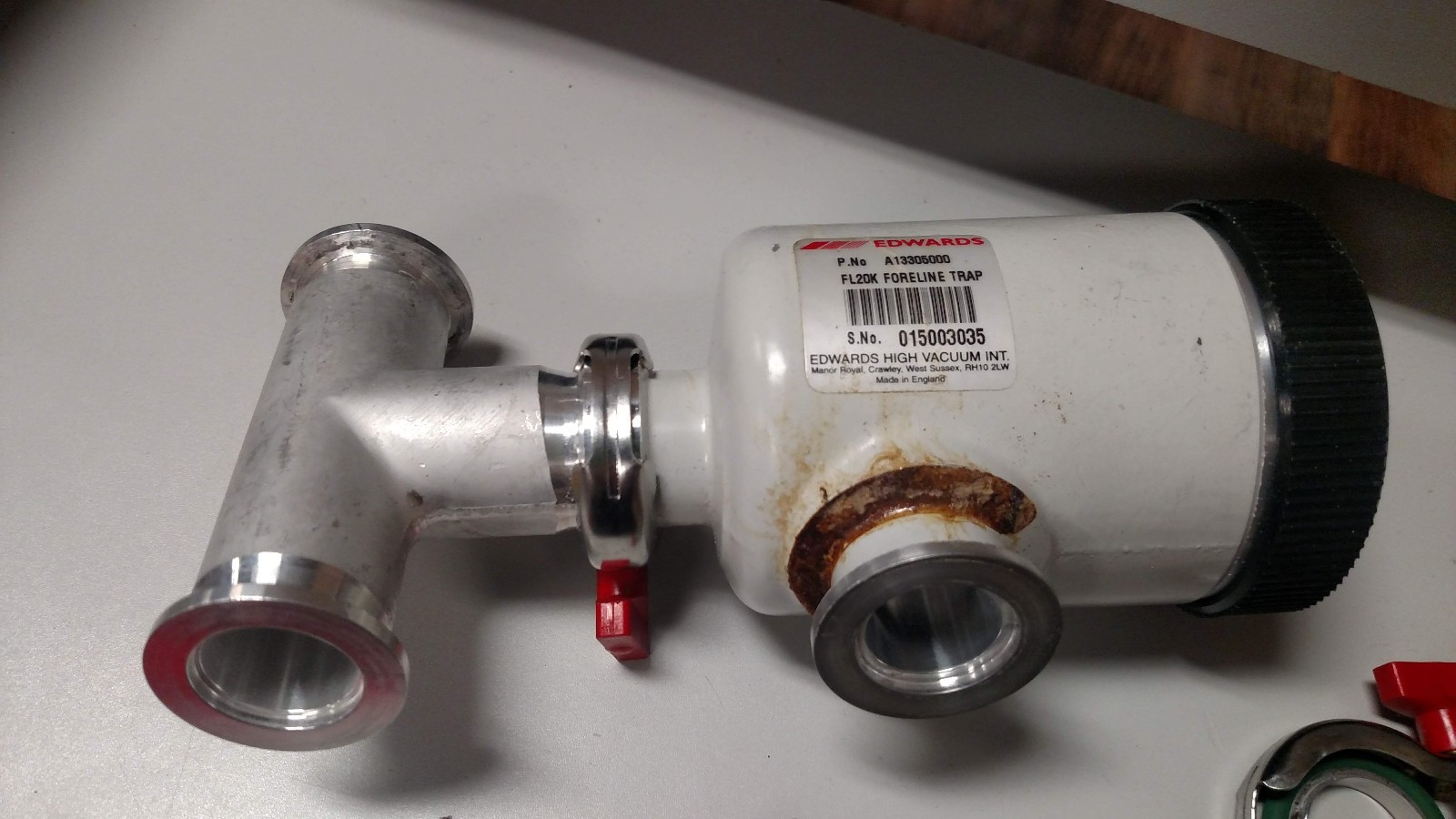 Edwards FL20K Foreline Trap w/ Rubber Clamp Valve Connection Seals | eBay