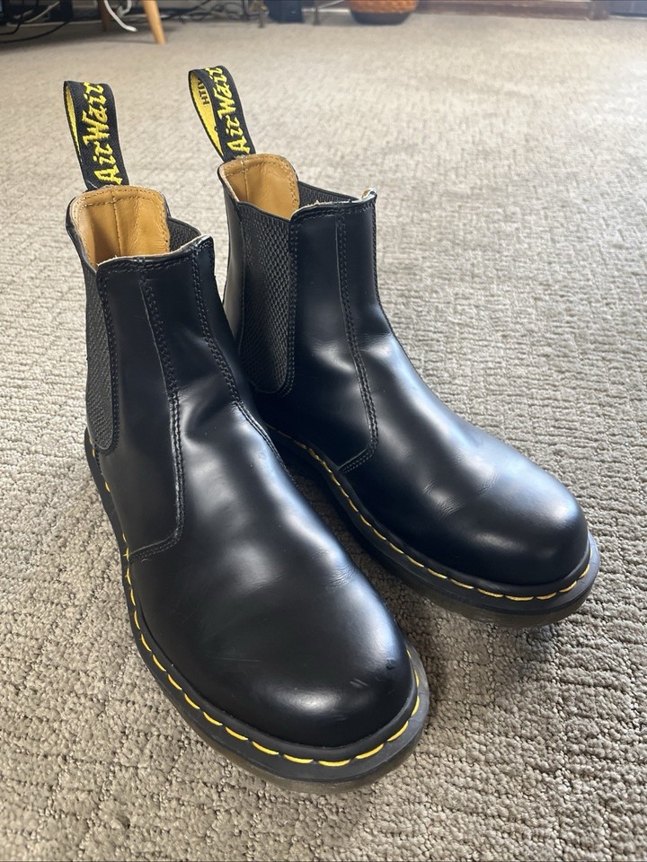 Dr Martens 2976 Yellow Stitch Smooth Leather Chelsea Boots Men 8 Women ...
