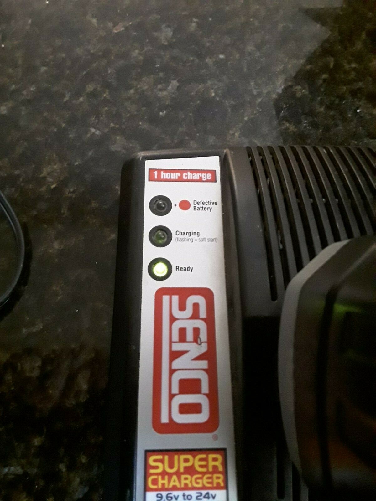 Senco VB0002 Battery Super Charger 1 Hour Charge, with 14.4V DC battery ...