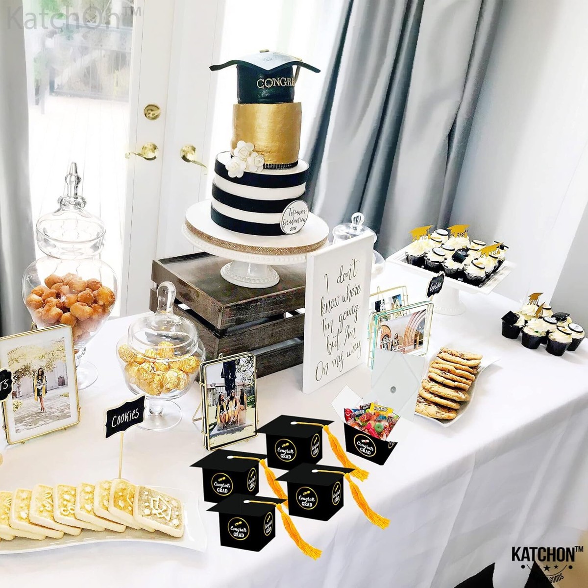 Graduation Cupcake Display