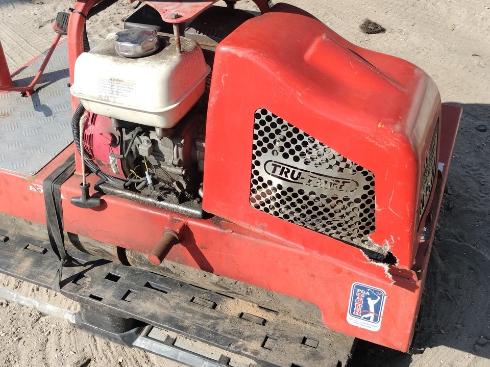 Tru-Turf Honda TruTurf Golf Course Greens Roller - Runs but Needs Fix ...