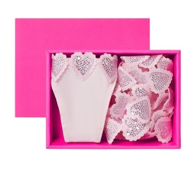 skims RHINESTONE HEART OPEN CUP BRALETTE AND THONG SET Valentine's Day ...