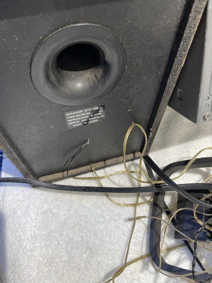 Philips MCM760 Hi-Fi Stereo Micro System & Phillips FWB-MC760 Speakers ...