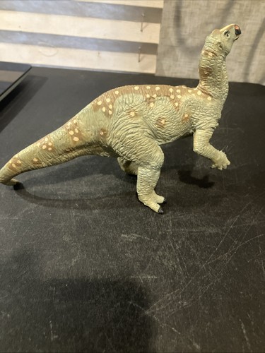 Carnegie Collection Safari LTD Iguanodon #4021-01 8# 1992 | eBay